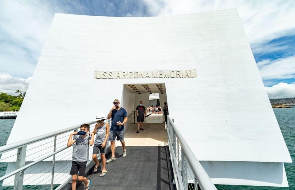 Pearl Harbor and Oahu Circle Island Tour FROM KAUAI - The Overview: What to Expect