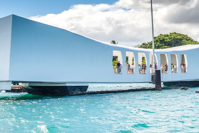 Pearl Harbor Arizona tour from HNL Airport - Key Points