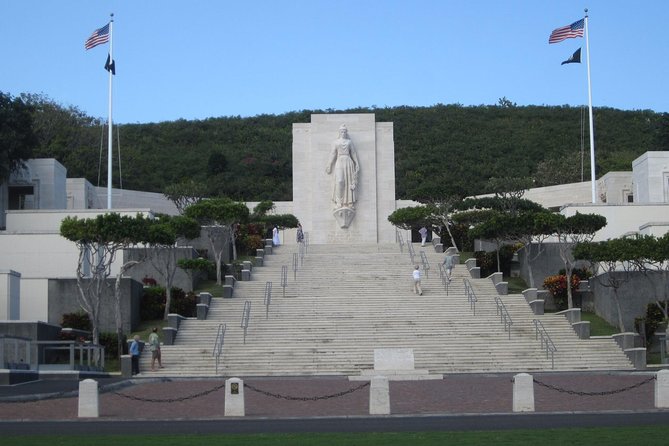 Pearl Harbor History Remembered Tour from Ko Olina - Downtown Honolulu and Other Highlights