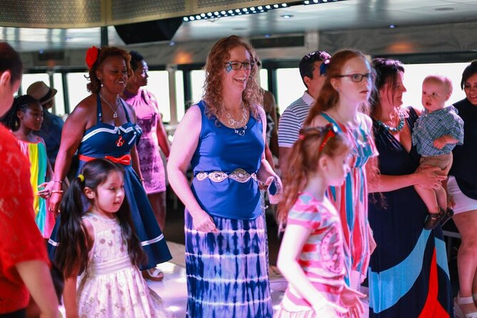 Philadelphia 2-Hour Brunch Cruise on the Delaware River - Why This Cruise Works for Different Types of Travelers