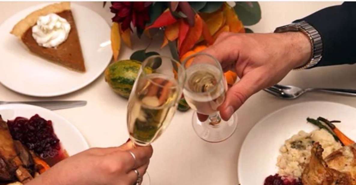 Philadelphia: Christmas Eve Gourmet Brunch or Dinner Cruise - In-Depth Look at the Experience