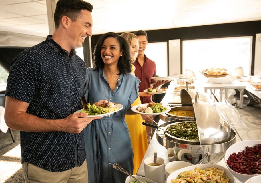 Philadelphia: Christmas Eve Gourmet Brunch or Dinner Cruise - Who Should Consider This Experience?