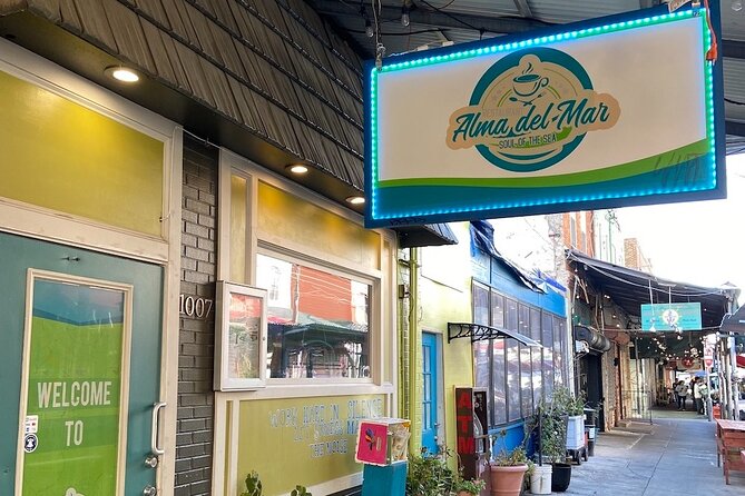 Philadelphia Italian Market Smartphone Guided Audio Walking Tour - Key Points