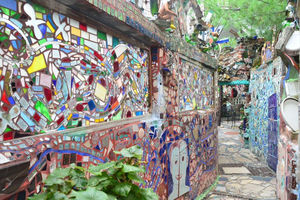 Philadelphia Murals and Street Art Tour with Magic Gardens - The Magic Gardens: A Mosaic Masterpiece