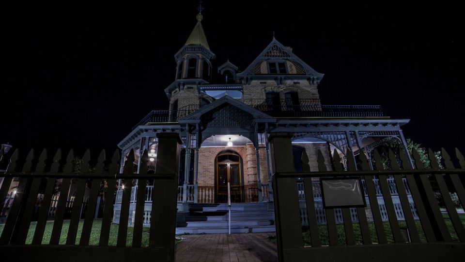 Phoenix: Ghosts & Poltergeists Guided Haunted Walking Tour - FAQ