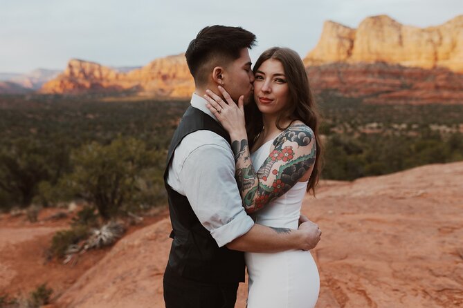 Photoshoot among Sedona's Red Rocks - Experience Overview and What to Expect