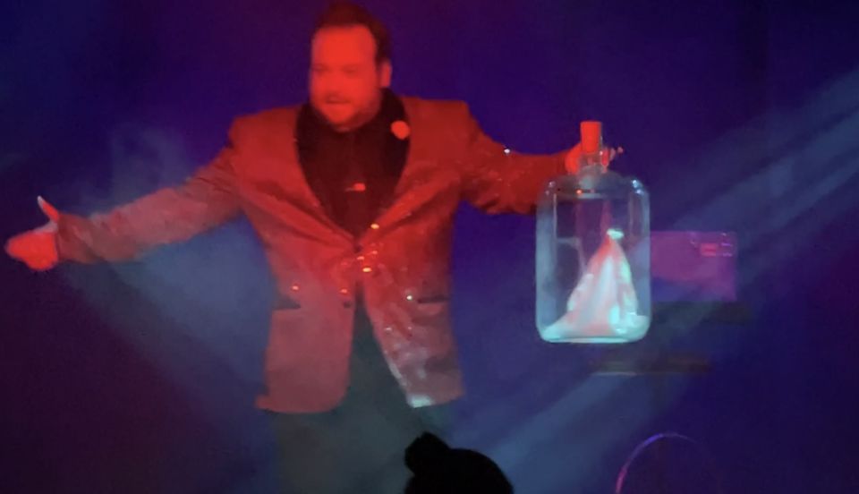 Pigeon Forge: Steven Best's Unbelievable Magic Show - The Venue and Accessibility