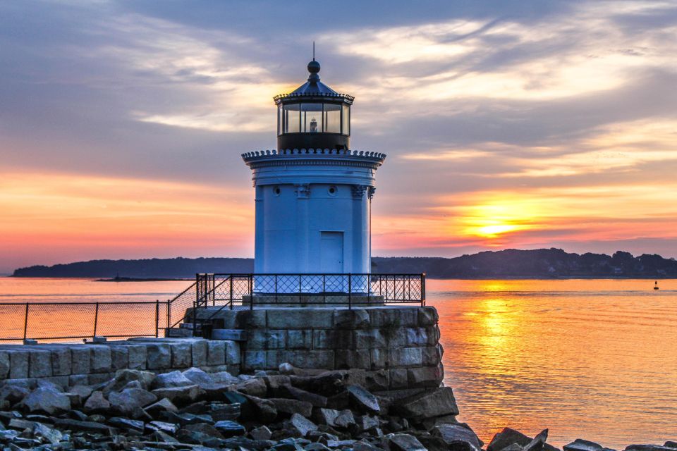 Portland: Casco Bay Sunset and Lighthouse Cruise - Key Points