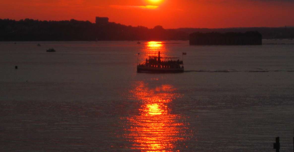 Portland: Casco Bay Sunset and Lighthouse Cruise - An Overview of the Experience