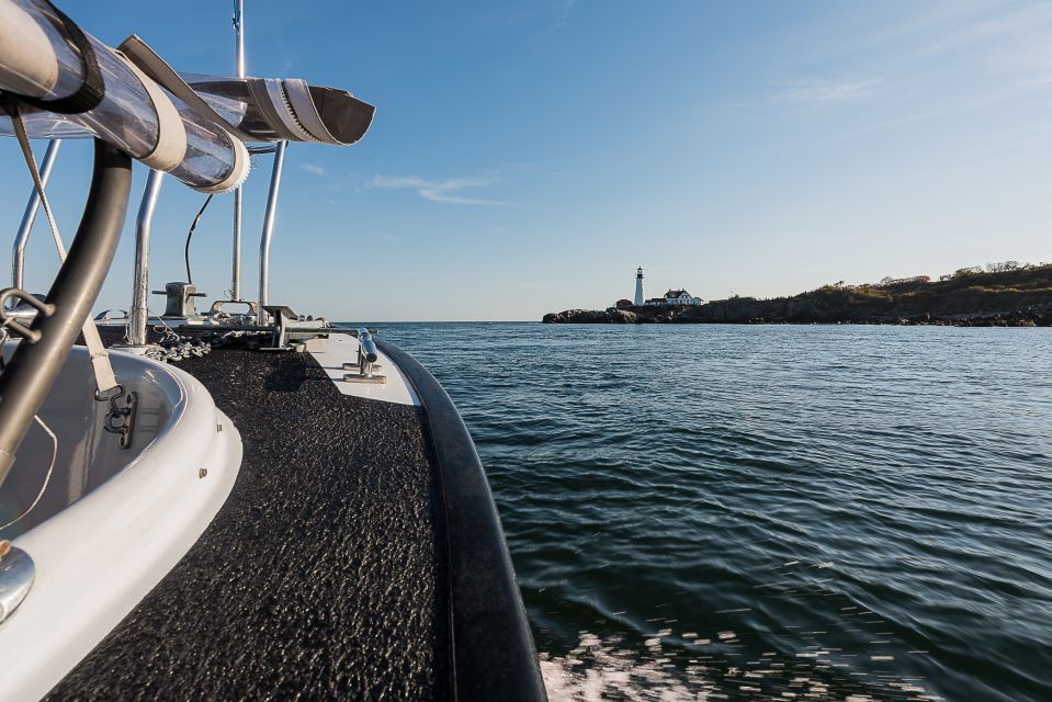 Portland: Maine Lighthouses Sightseeing Cruise with Drinks - Key Points