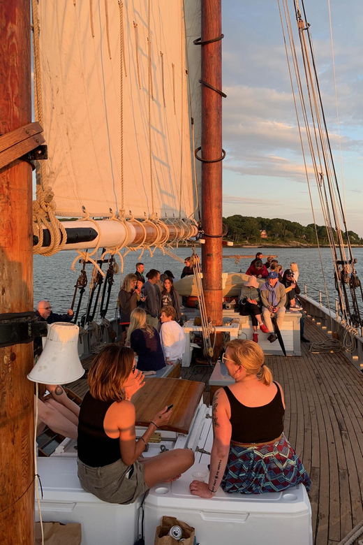 Portland, Maine: Sunset Windjammer Cruise Along the Coast - An In-Depth Look at the Experience