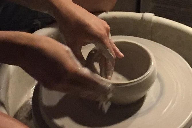 Pottery Class: Make your own mug or Bowl on Maui - Making Your Own Mug or Bowl on Maui: An Authentic Pottery Experience