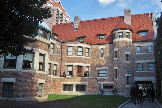 Prairie Avenue Haunted History Tour and Ghost Hunt - An In-Depth Look at the Prairie Avenue Haunted History Tour and Ghost Hunt