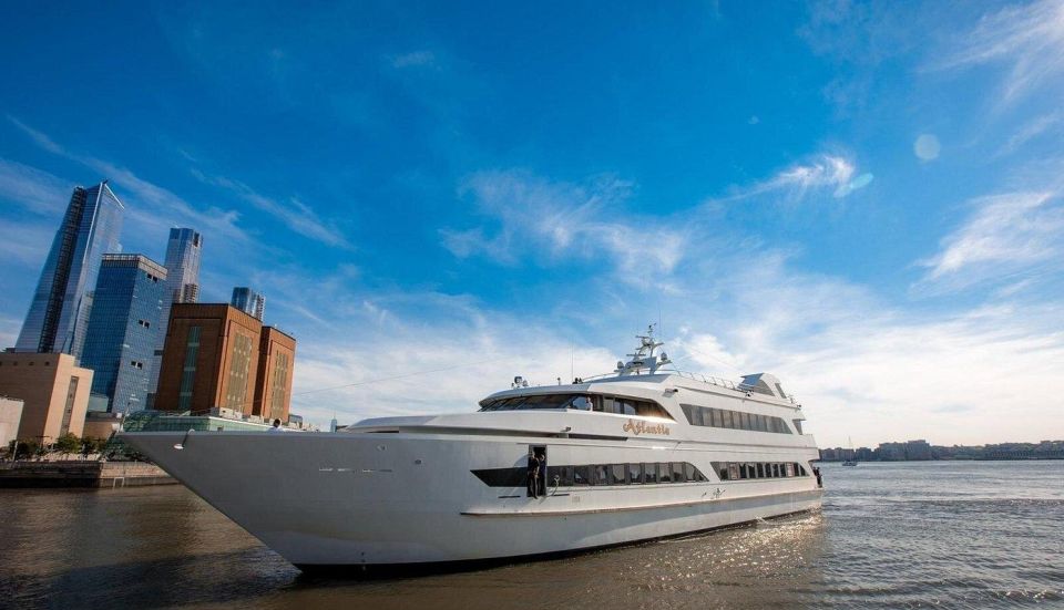 Premium 4th of July NYC Fireworks Cruise on Atlantis Yacht - FAQ  