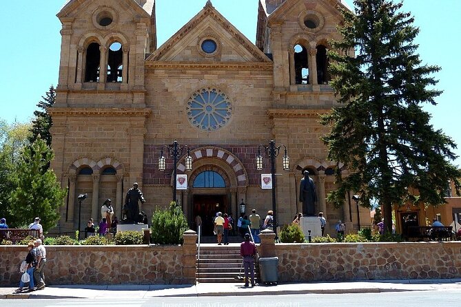 Private 2.5h Walking Tour to Discover Santa Fe - What to Expect from the Tour