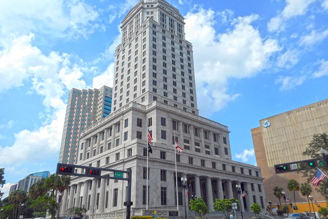 Private 4-hours City Tour of Miami with private driver/guide - The Water Experience: Public Boat Ride