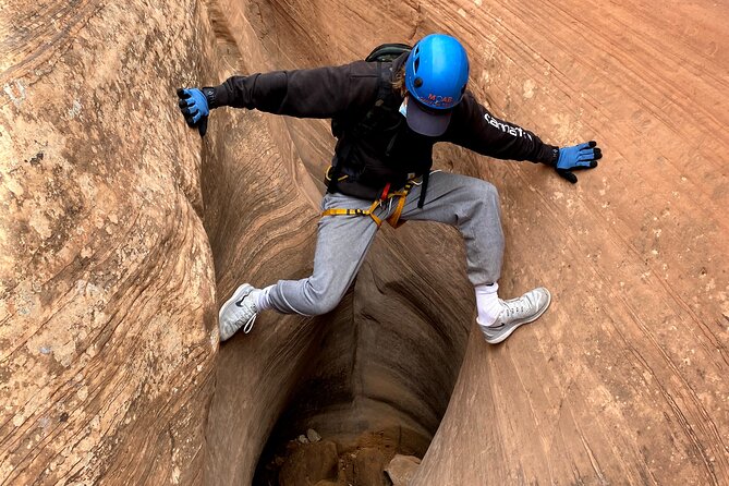 Private 5-7 Hour Canyoneering Day Tour in Moab - Discover the Ultimate Canyoneering Adventure in Moab