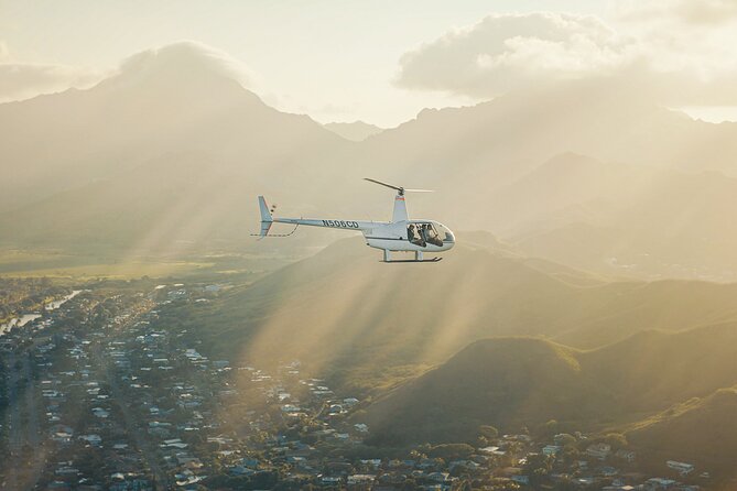 Private 60 Minutes Helicopter Tour in Honolulu - What Makes This Tour Special?