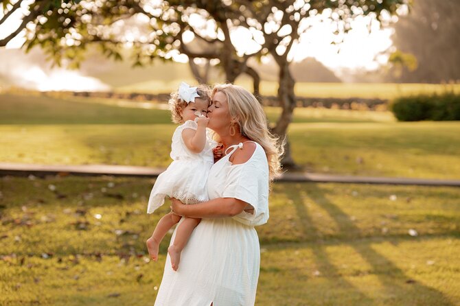 Private Activity Professional Vacation Photoshoot in Lahaina - Key Points