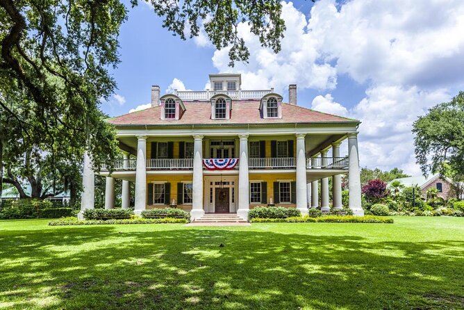 Private Airboat Ride and Plantations Tour with Gourmet Lunch from New Orleans - Key Points