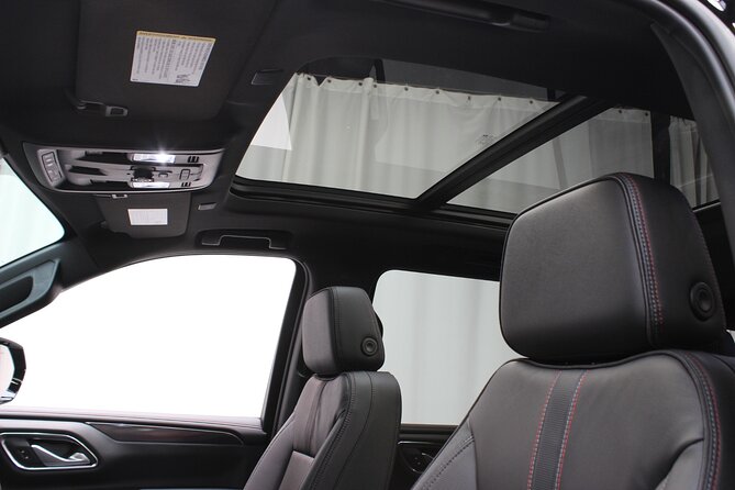 Private Airport Transfer from JFK LGA and EWR to Manhattan - Deep Dive into the Experience
