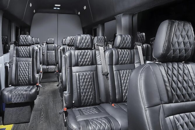 Private Arrival Transfer: Buffalo Niagara Airport to Niagara Falls, Ontario - What to Expect on the Day