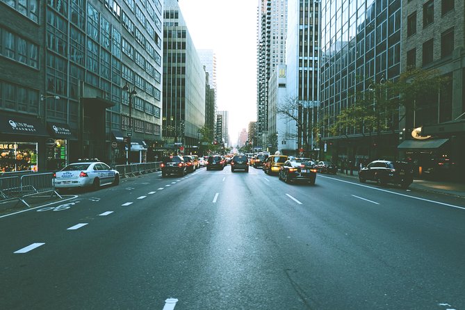 Private Arrival Transfer to Manhattan Hotel - What Vehicles and Capacity Can You Expect?