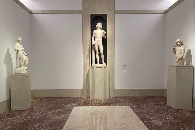 Private Art and Crime Tour at the Metropolitan Museum of Art - Exploring the Tour in Detail