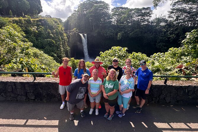 Private Big Island Customizable 14 person Tour/Chauffeur Service - The Value for Your Money
