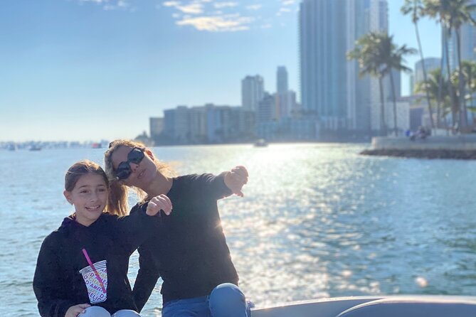 Private Boat Ride in Miami with Experienced Captain and Champagne - A Close Look at the Miami Private Boat Experience