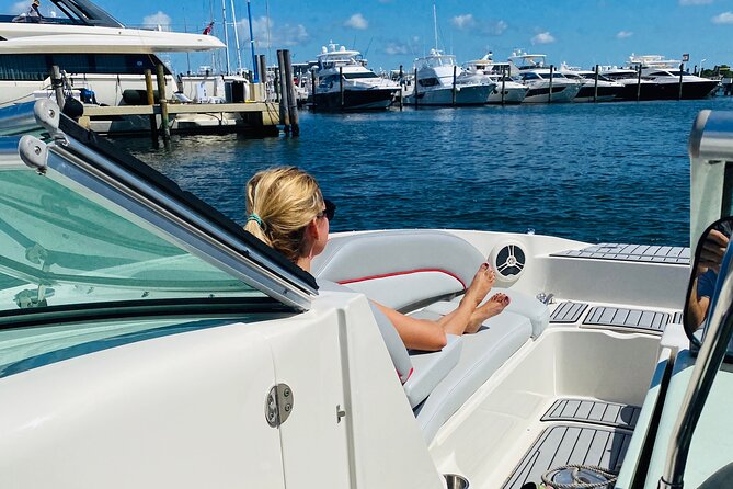 Private Boat Ride in Miami with Experienced Captain and Champagne - The Real Value for Travelers