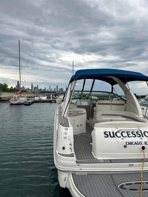Private Chicago Boat Rental - Explore Chicago's Skyline - FAQ