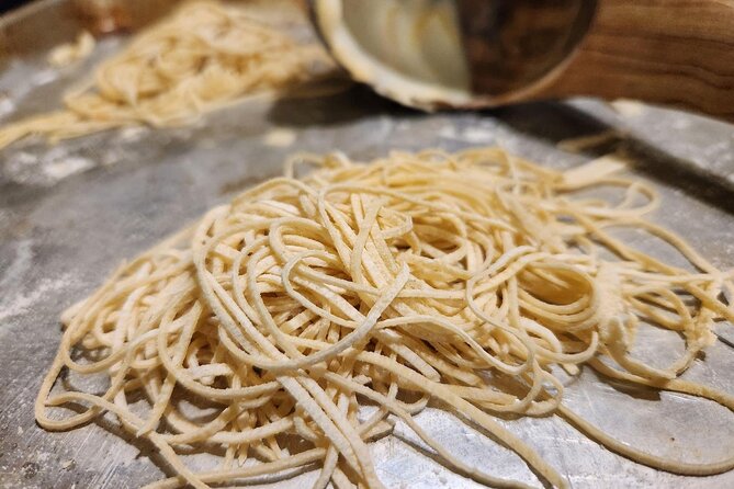 Private Chicago-style deep dish pizza or pasta making class - The Sum Up
