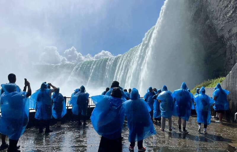 Private & Custom Niagara Falls Tour For Groups of All Sizes - An In-Depth Look at the Experience