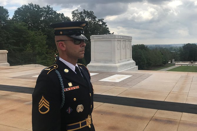 Private Customized Tour of Washington DC with US Veteran - In-Depth Look at the Itinerary