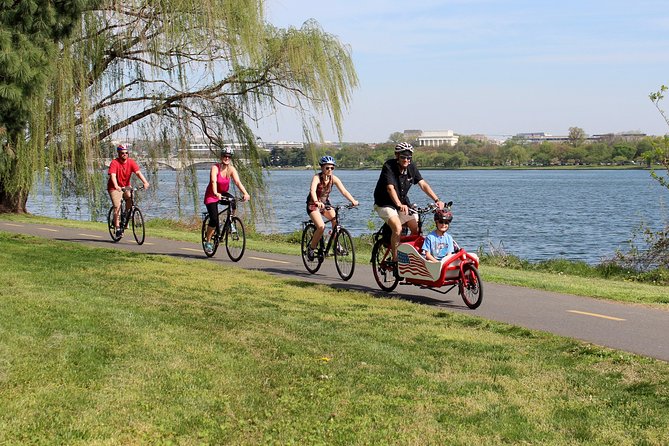 Private Family-Friendly Bike Tour of DC - The Sum Up