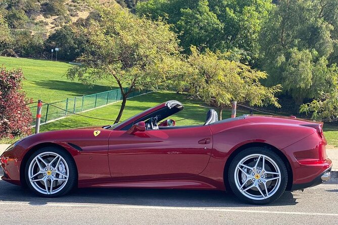 Private Ferrari California T Drive from Hollywood to Sunset Plaza - An In-Depth Look at the Experience