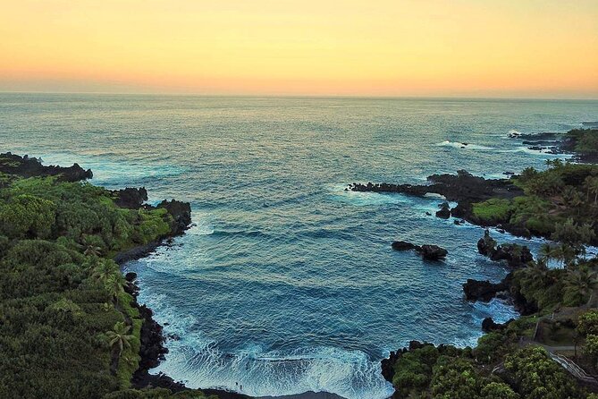 Private Full Day Hana Jeep Tour - The Experience in Review: Authentic and Comfortable