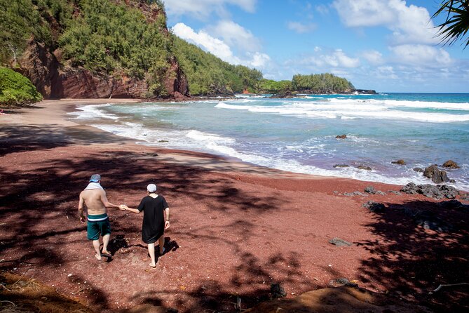 Private Full-Day Waterfall Beach and Jungle Tour of Maui - The Ultimate Breakdown of the Maui Waterfalls, Beaches, and Jungle Tour