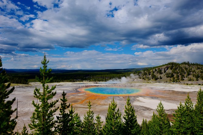 Private Hidden Gems of Yellowstone! Lunch w/ family friendly hikes included! - What to Expect on the Day