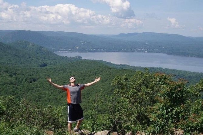 Private Hike/Wineries/Walkway Over the Hudson/1 night Hotel - What Makes This Tour Stand Out
