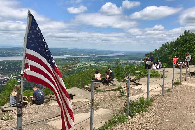 Private Hike/Wineries/Walkway Over the Hudson/1 night Hotel - Wrapping It Up