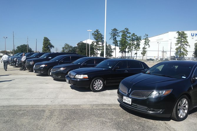Private Houston to Galveston Shuttle | Up to 14 Passengers - A Clear Look at the Private Houston to Galveston Shuttle
