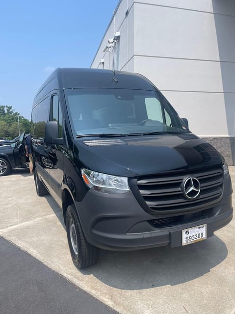Private JFK to Manhattan Airport Transfer  Up to 11 Pax - Who Is This Transfer Best For?
