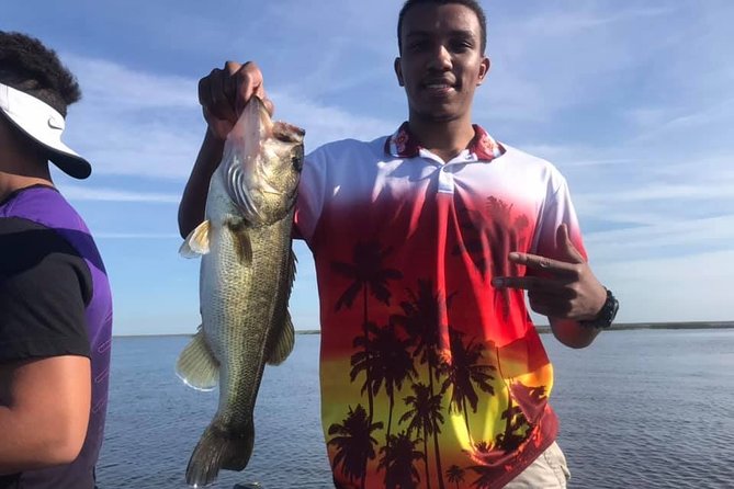Private Lake Istokpoga Bass Fishing Charter in Sebring - Equipment, Licenses, and Additional Costs