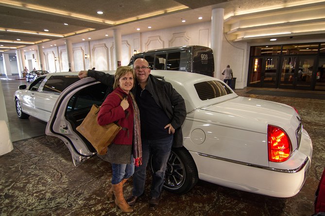 Private Las Vegas Hotel to Airport Luxury Limousine Transfer - The Value of a Private Limousine Transfer