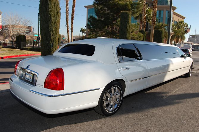 Private Las Vegas Hotel to Airport Luxury Limousine Transfer - Who Will Love This Experience?