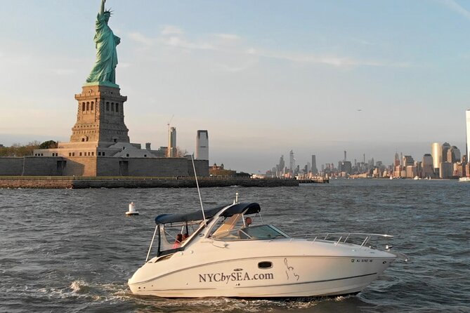 Private Luxury Sunset Boat Tour in New York City - 1 Hour - Who Will Love This Tour?