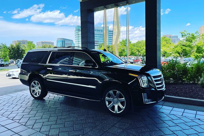 Private Luxury Transportation between Denver and Denver Airport - Detailed Review of the Service