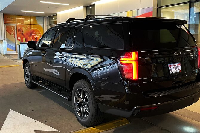 Private Luxury Transportation between Denver and Denver Airport - Who is This Service Best For?